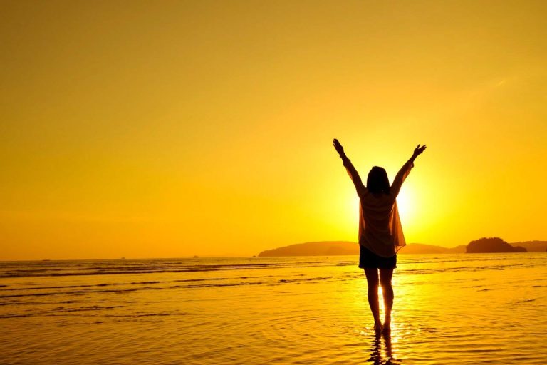 240 Statusuri de viata, iubire, fericire, incurajare, triste, scurte