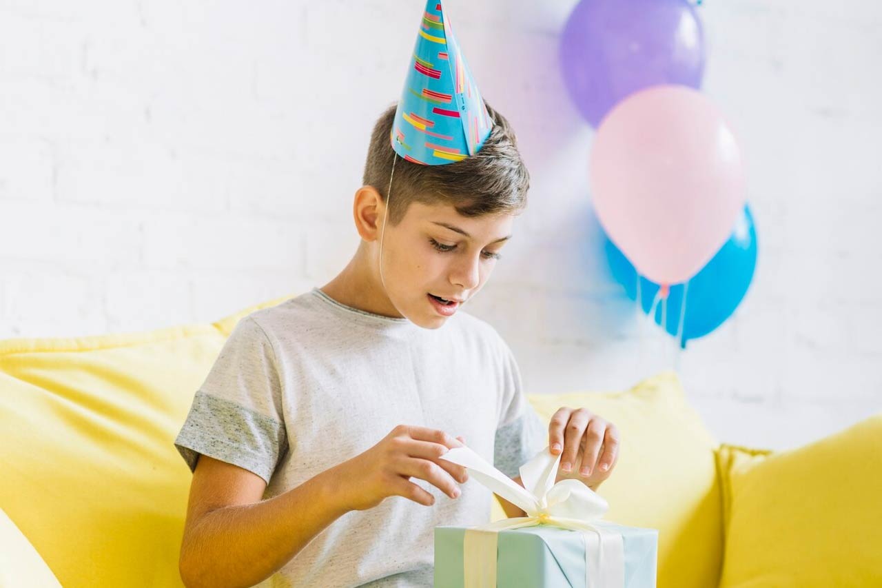 Mesaje de la mulți ani pentru copii. Urări și felicitari emoționante