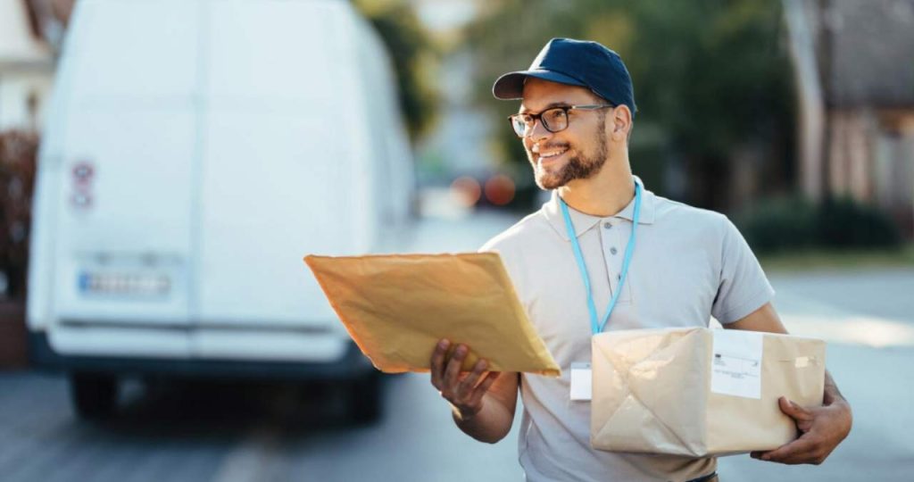 Livrare Fan Courier Weekend: Program Sâmbătă, Duminică